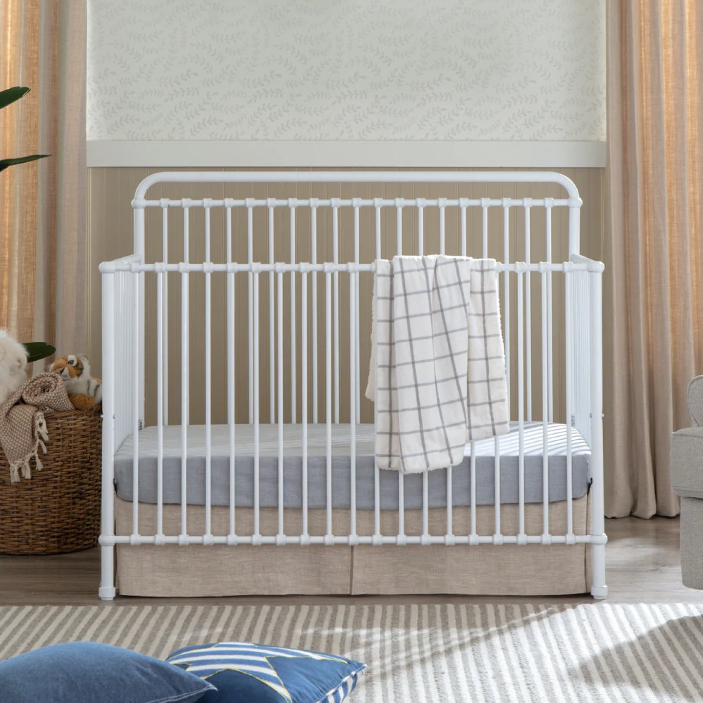 Monogram by Namesake Beckett Rustic 4-in-1 Convertible Curve Top Crib