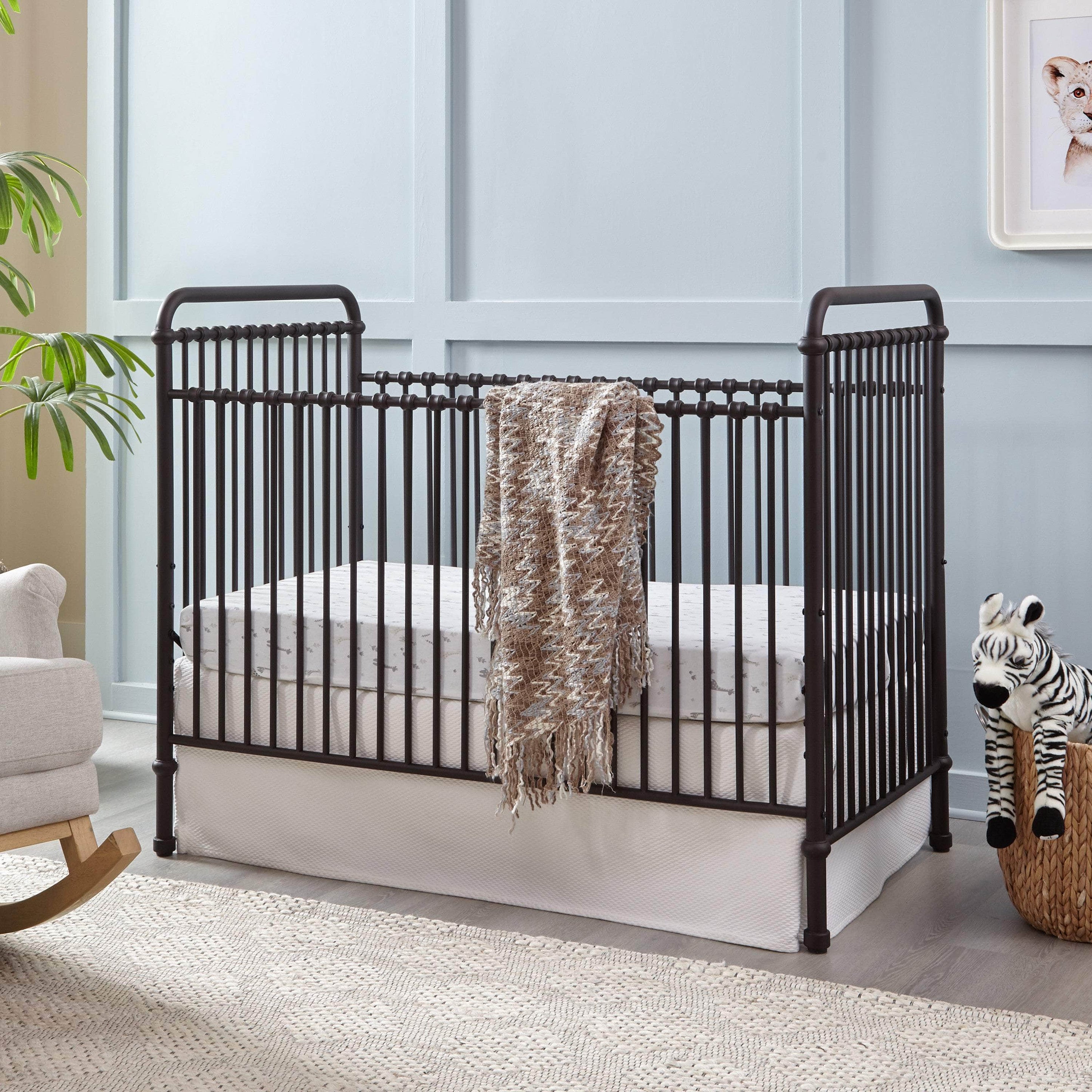 Abigail 3-in-1 Convertible Crib – Namesake